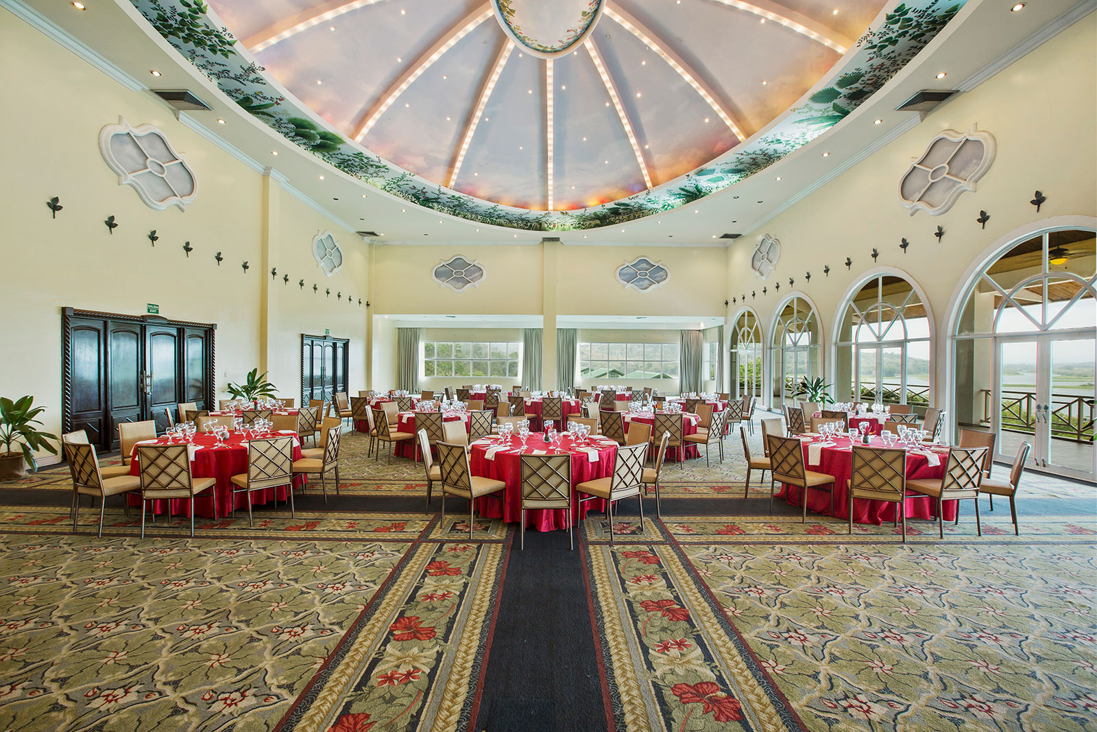 LA RESERVA – Gamboa Rainforest Reserve